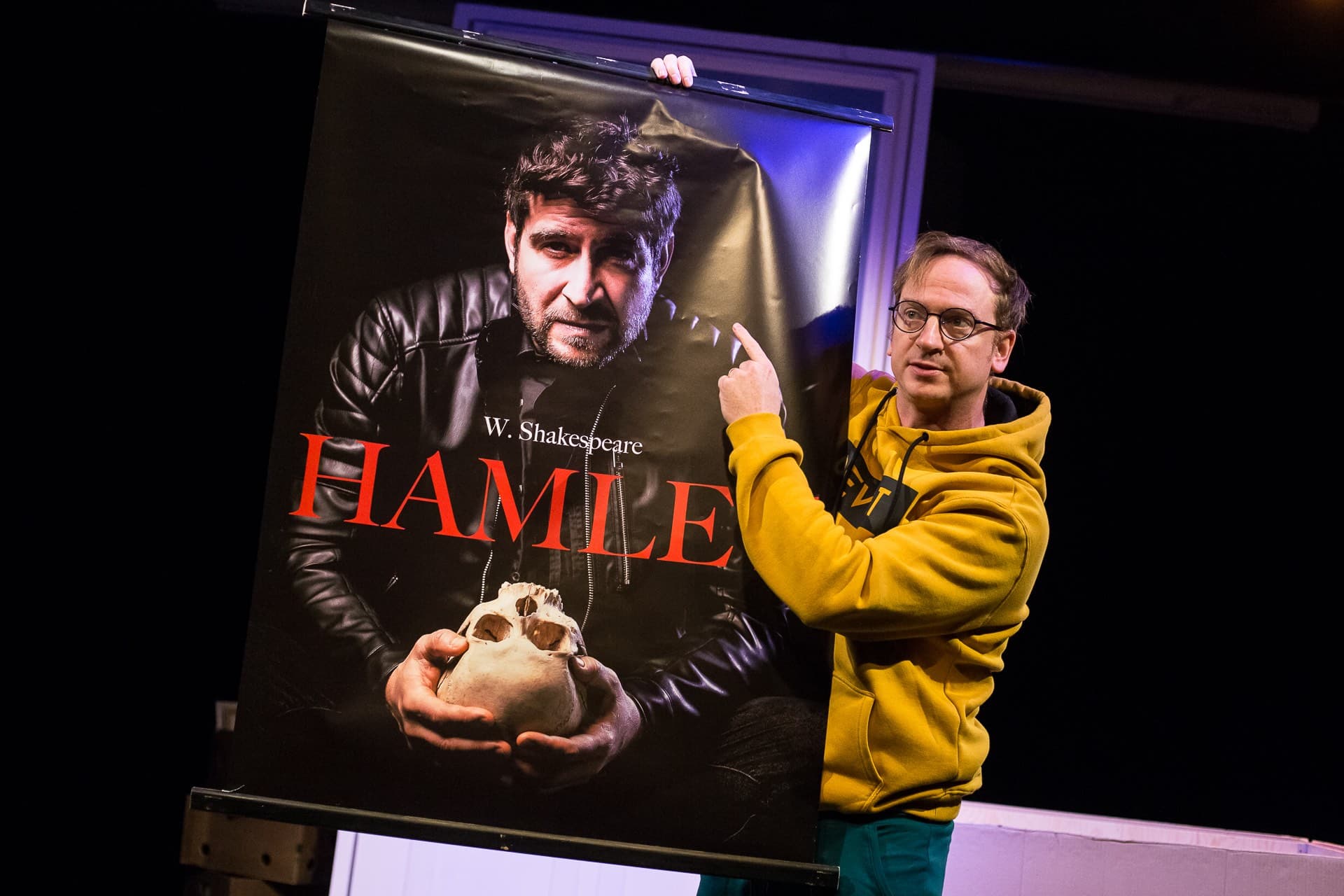 HAMLETEK - Divadlo MINOR - Staré Divadlo Karola Spišáka v Nitre